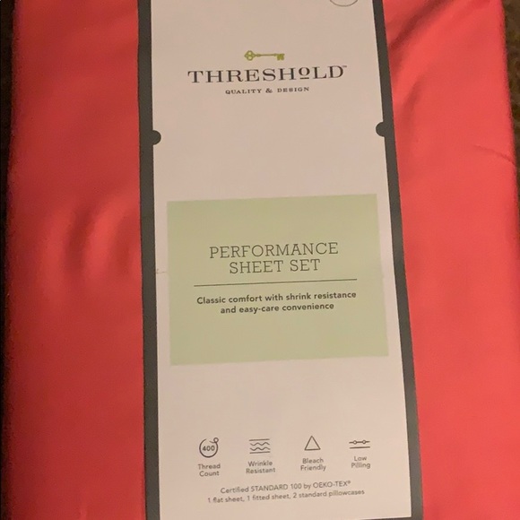 Threshold | Bedding | Performance Sheet Set Solids 40 Thread Count ...